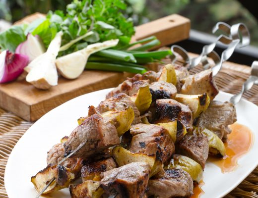 ΓΕΜΙΣΤΟ ΜΠΟΥΤΑΚΙ ΑΡΝΙΟΥ ΓΚΙΟΥΛΜΠΑΣΙ (VIDEO) - Meat & Grill Stories